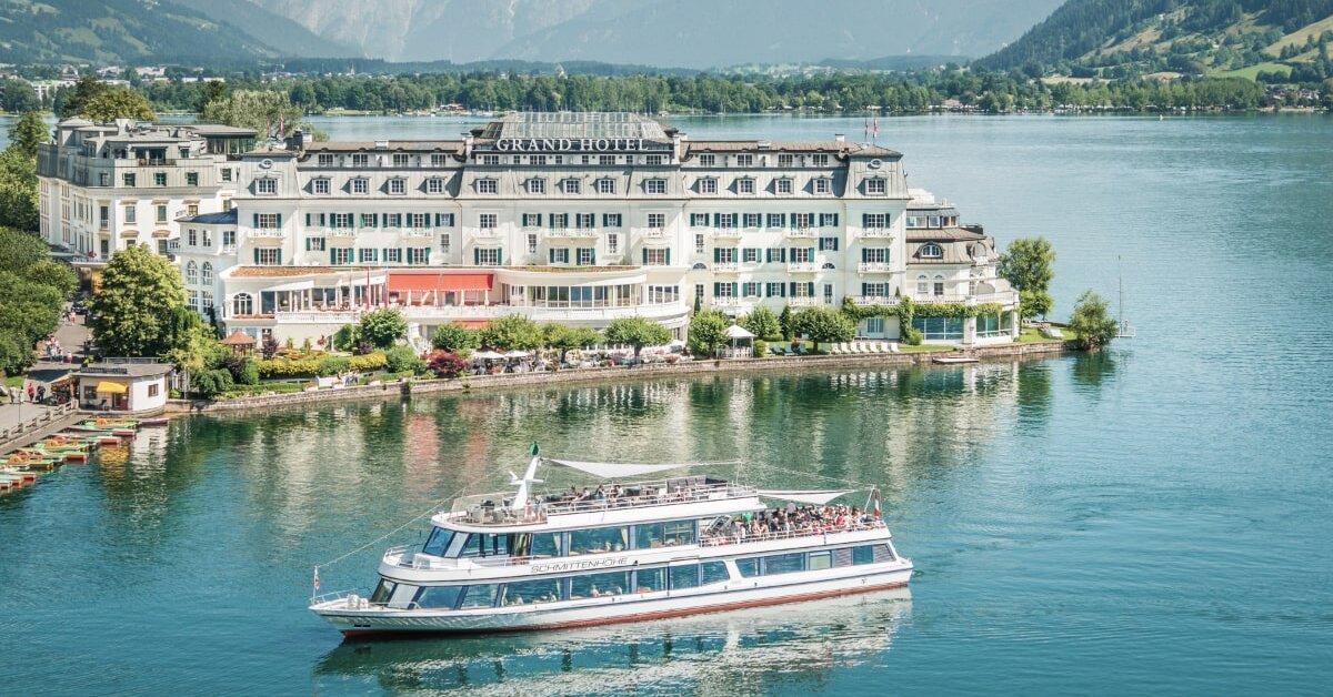 Lage des Hotels direkt am See, Österreich, Zell am See